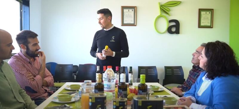 OleoAlmanzora: Guided tour + EVOO Breakfast/Afternoon tea - Key Points