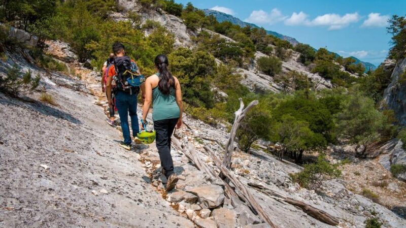 Oliena: Sa Nurre de Su Hoda Cave Hiking - An Overview of the Cave Hiking Experience