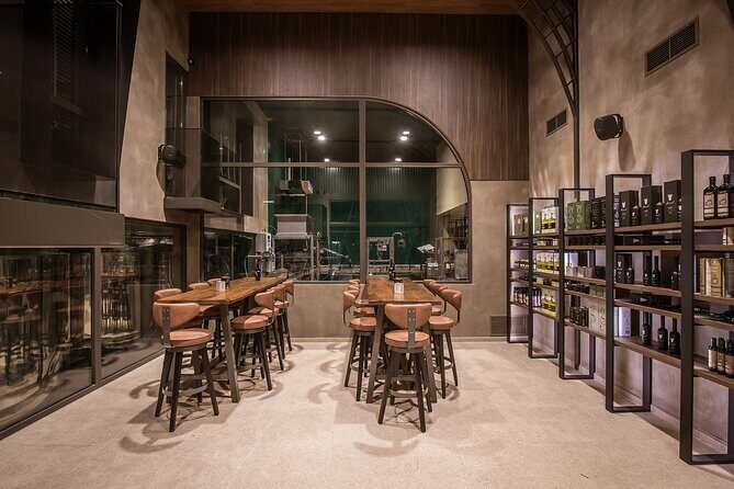 Olive oil Tasting and Cretan Cuisine - Key Points