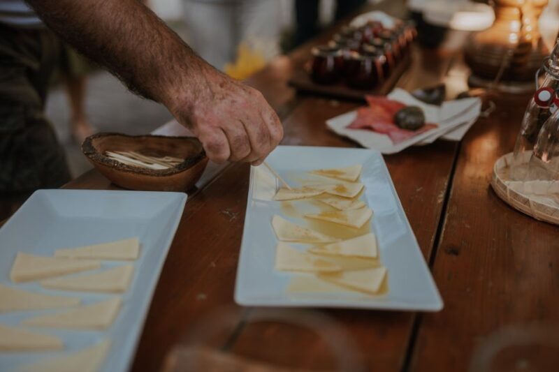 Olive Oil Tasting Experience a Journey of Flavors and Aromas - Authenticity and Personal Touch