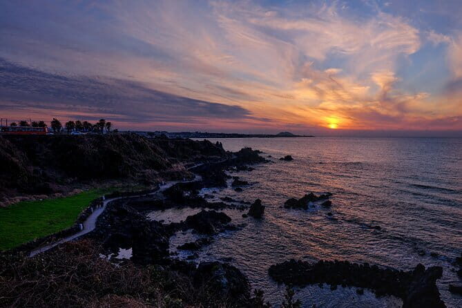 Olle Trail Sunset Tour in Jeju Island - An In-Depth Look at the Tour Experience