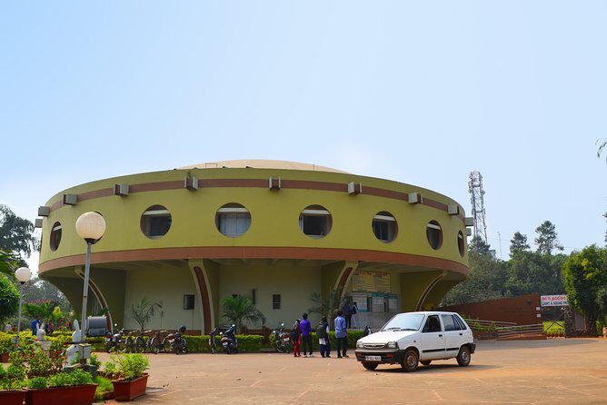 Om Leisure full-day tour of temple city Bhubaneswar in Odisha - FAQs