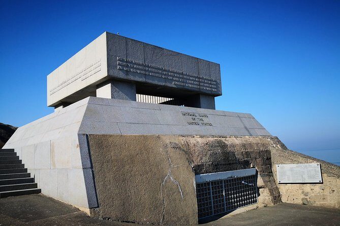 OMAHA Beach - Day trip from Paris to Normandy in a small group (3/7 pax) - Overlord Museum: A Window to History