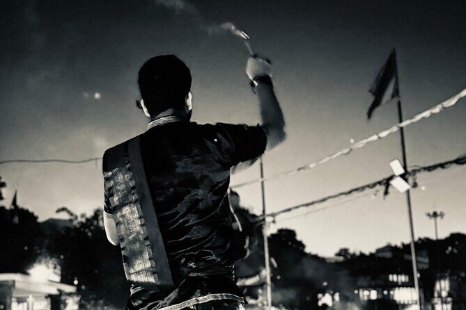 Omvitys Full-Day Varanasi Tour: Sunrise Boat to Sunset Aarti - FAQ