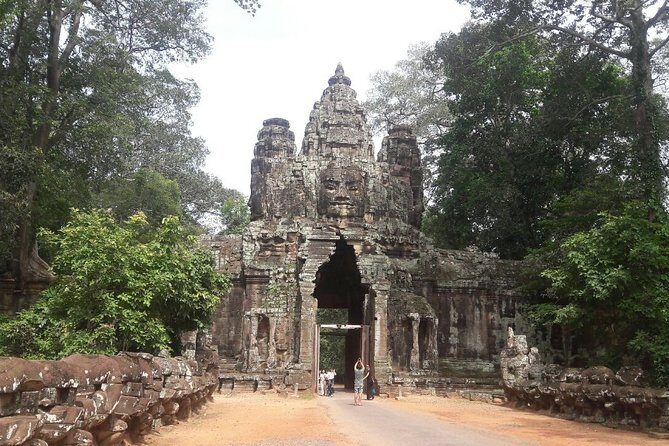 One day Angkor temple tour with private driver - The Sum Up