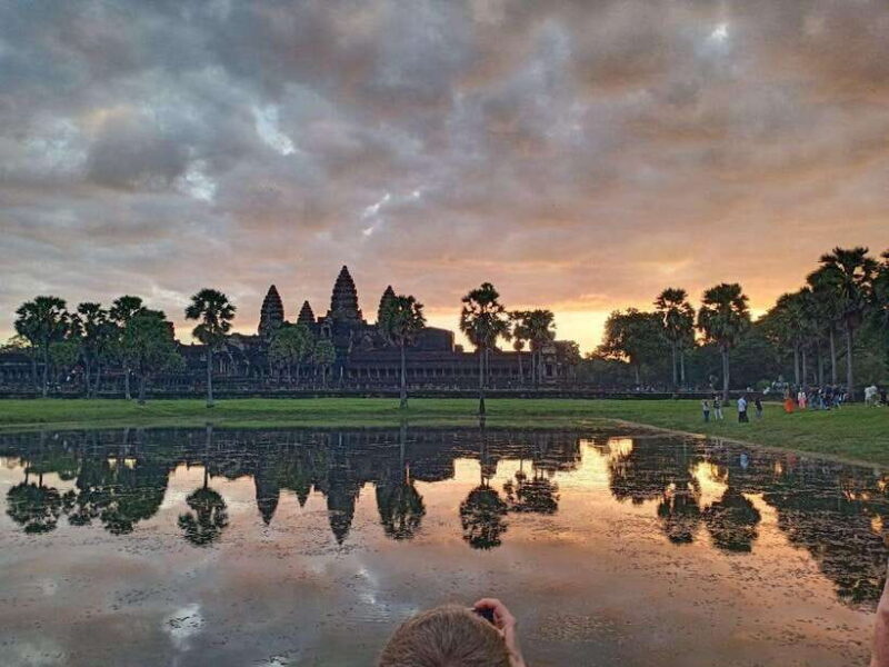 One Day Angkor Wat Trip with Sunrise - Key Points