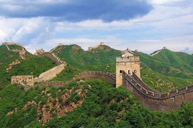 One Day Coach Tour to Badaling Great Wall and Ming Tomb - An Honest Breakdown of the Experience