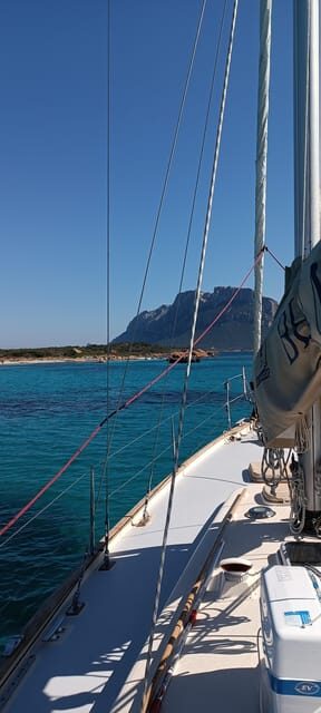 One day Cruise Sardinia North East - Navigating Toward Tavolara Island