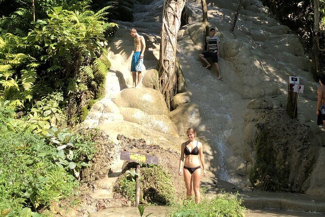 One day Doi Suthep Temple, Palad Temple & Sticky waterfall - FAQ