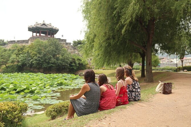 One day Essential Seoul City Tour with English or Spanish - The Sum Up