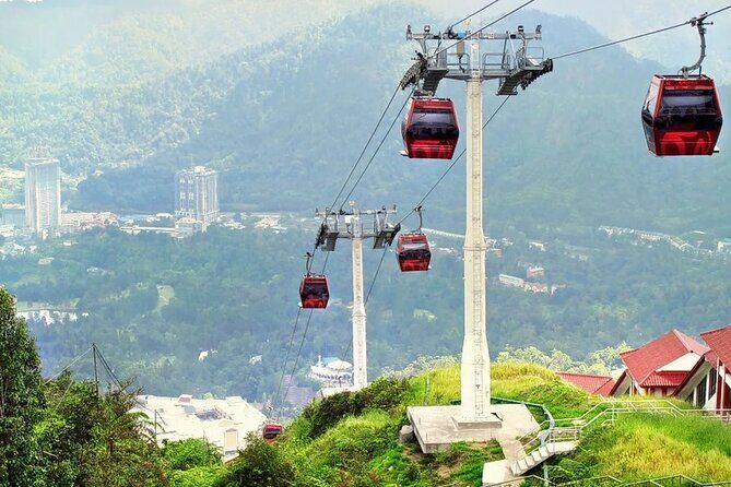 One Day Genting Highland Tour from Kuala Lumpur with Cable Car - Practical Information and Considerations
