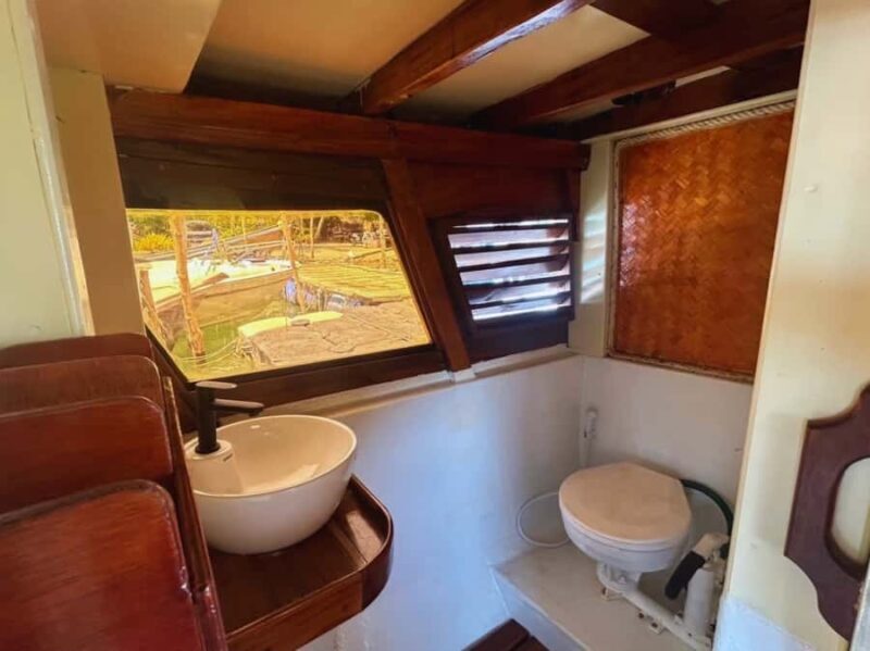 One Day Jame Bond Island Tour By Luxury Vintage Baot. - FAQ