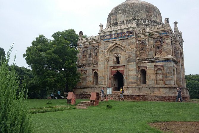 One Day Old and New Delhi City Tour by Car - An Inside Look at the Itinerary
