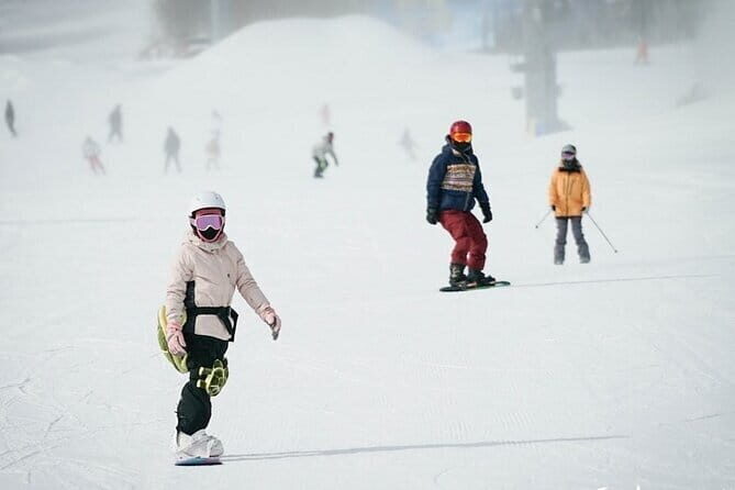 One Day Private Ski Trip to Jihua Ski Resort from Harbin City - Key Points