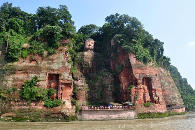 One Day Private Tour of Leshan Giant Buddha, Huanglongxi Ancient Town - Huanglongxi Ancient Town: An Old-World Charm
