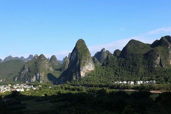 One Day Private Tour of Li River Cruise and Yangshuo Village - The Experience and Its Value