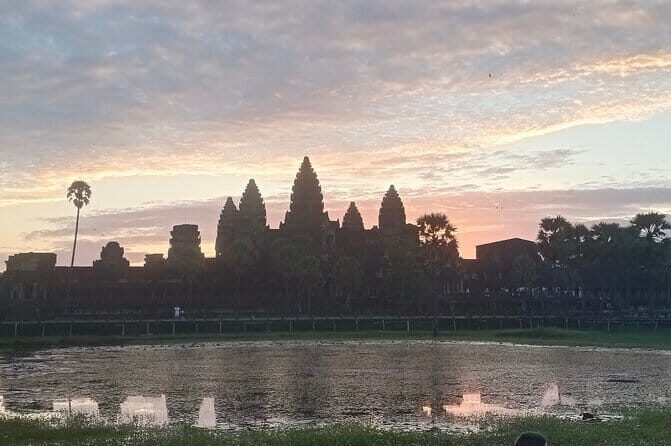 One Day Sunrise Private Tour at Angkorwat with Major Temples - Why Choose the Angkor Wat Sunrise Private Tour?