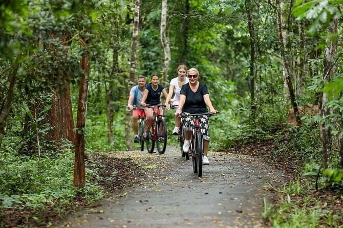 One Day Sunrise Private Tour at Angkorwat with Major Temples - The Experience: What You Can Expect