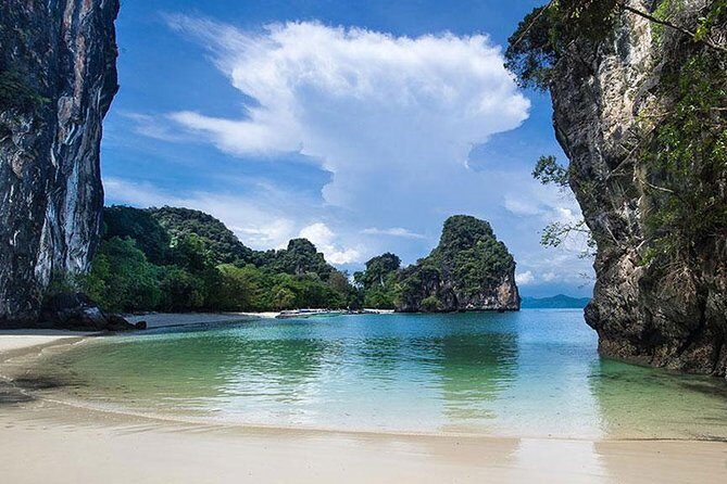 One-Day Tour at Hong Islands by Speedboat from Krabi - A Closer Look at the Hong Islands Speedboat Tour