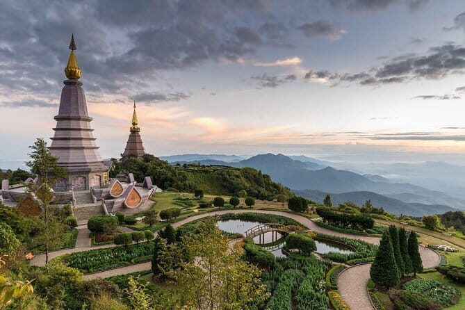 One day tour Doi Inthanon National Park and Trekking on Kew Mae Pan Trail - FAQ