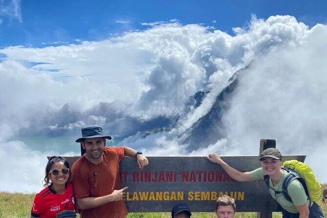 One Day Trek to Mount Rinjani Crater Rim - The Itinerary Breakdown: What to Expect