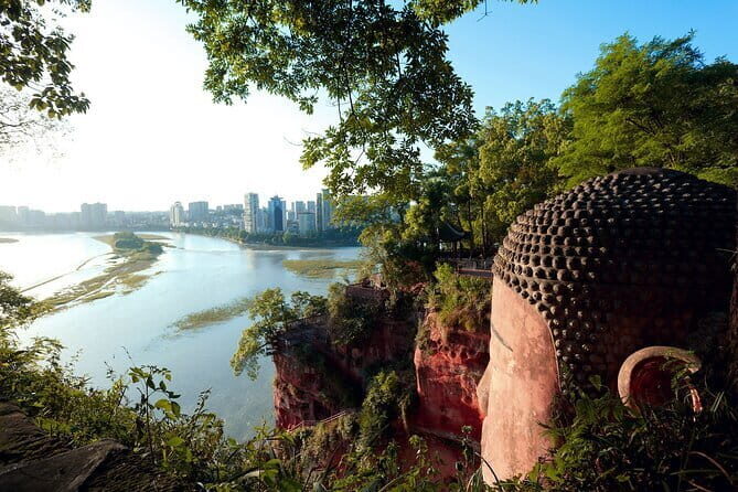 One Day Trip to Chengdu Panda Base and Leshan Buddha Tour - Key Points