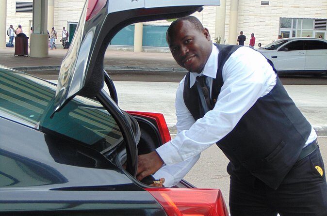 One Way Private Bahamas Airport Transportation with Free Wifi - Who Will Love This Service?