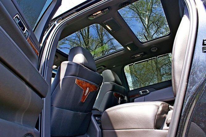 One-Way Private Curbside Midway Airport Transfer - The Versatility of the Service