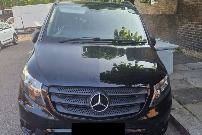 One Way Taxi Transfer from Gatwick Airport to Heathrow Airport - Introduction