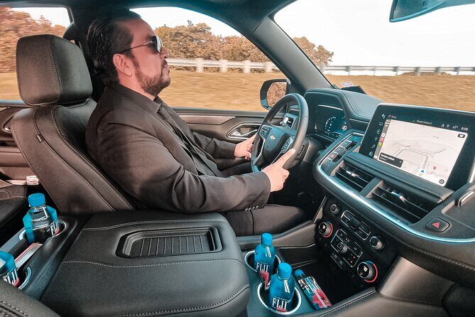 One Way Transfer From Fort Lauderdale to Cruise Port Everglades - Pickup and Meet-and-Greet