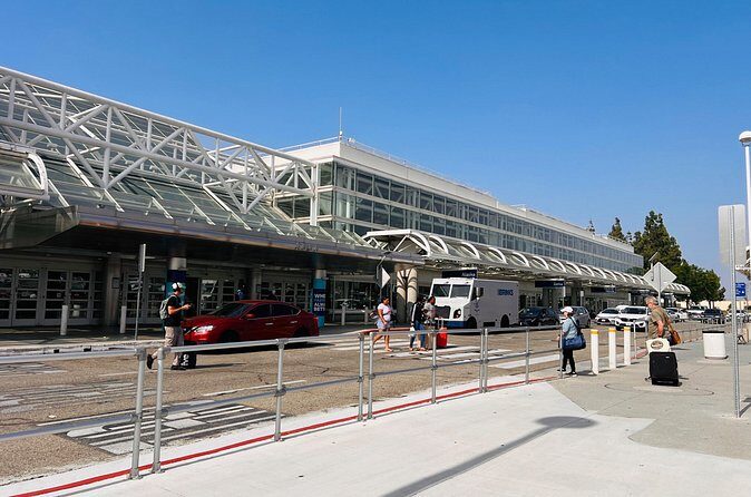 ONT Airport Pick up and Drop from to Hotels inside Ontario area - Pricing and value