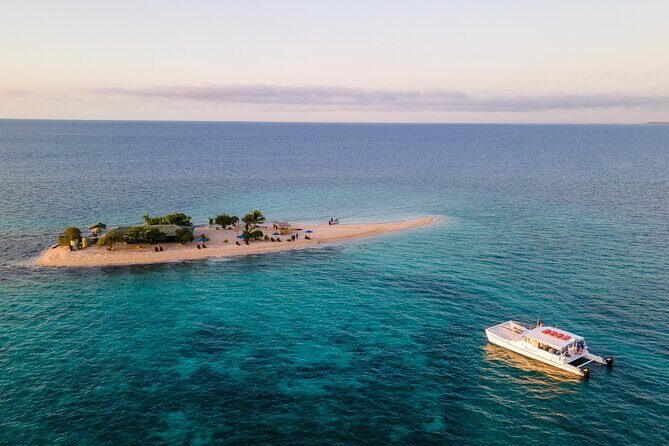 Oolala Cruises on Savala Island - Key Points