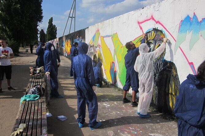 Open graffiti workshop in the Mauerpark in Berlin - Key Points