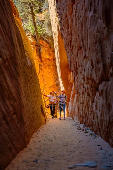 Orderville/Kanab: Coral Sands Canyoneering & Rappelling Tour - FAQs
