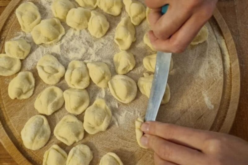 ORECCHIETTE CLASS WITH WINE TASTING & APERITIF - Introduction: A Taste of Authentic Salento in Lecce
