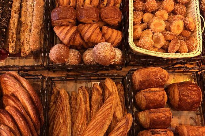 Organic Market Tasting & History Tour by the Eiffel Tower - Practical Details and What to Expect