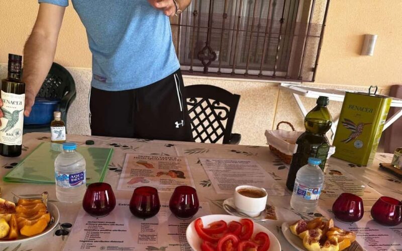 Organic olive oil tasting and visit to a family olive grove with fruit and a gift - An In-Depth Look at the Experience