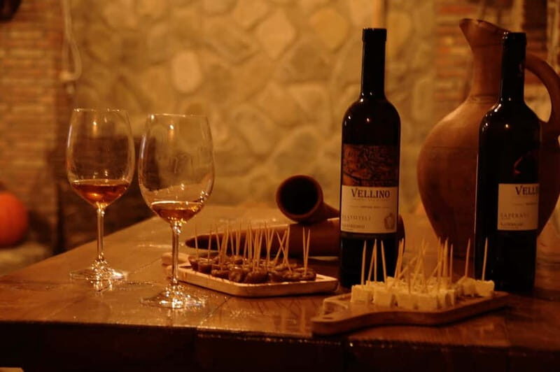 Organic Wine Full Day Private Tour With Tastings and Lunch - Key Points