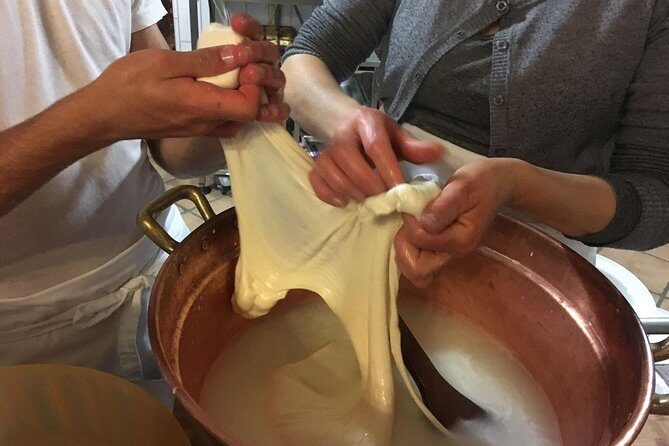 Organic Wine Tasting, Mozzarella, Gnocchi & Tiramisu Workshop - Value and Why It’s Worth Your Time