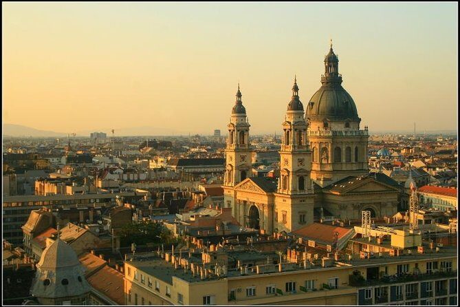 Orientation walk in Budapest - What Makes This Tour Stand Out