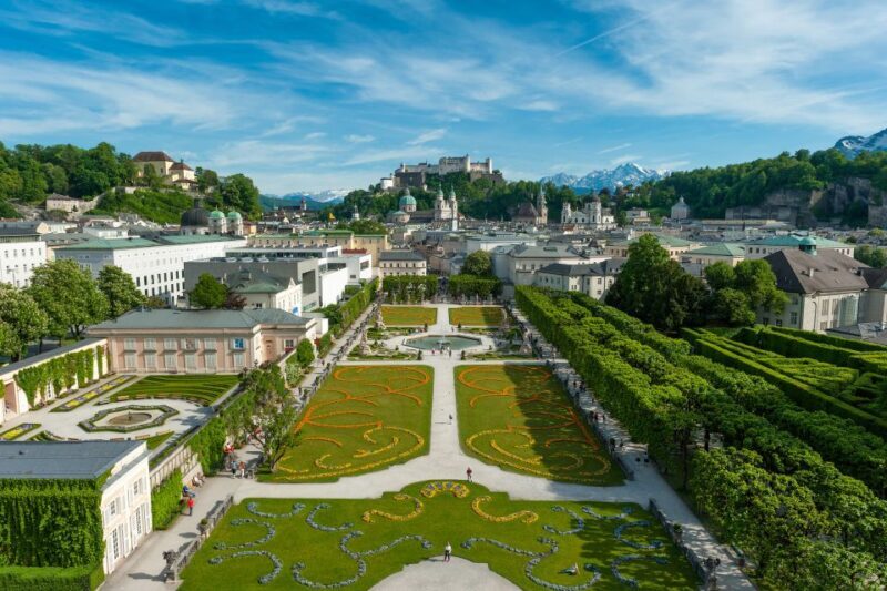 Original Sound of Music Tour with Schnitzel + Noodles - The Experience’s Pros and Cons