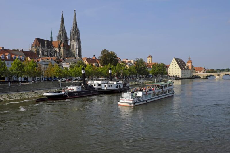Original Strudelrundfahrt - An In-Depth Look at the Regensburg Boat Tour