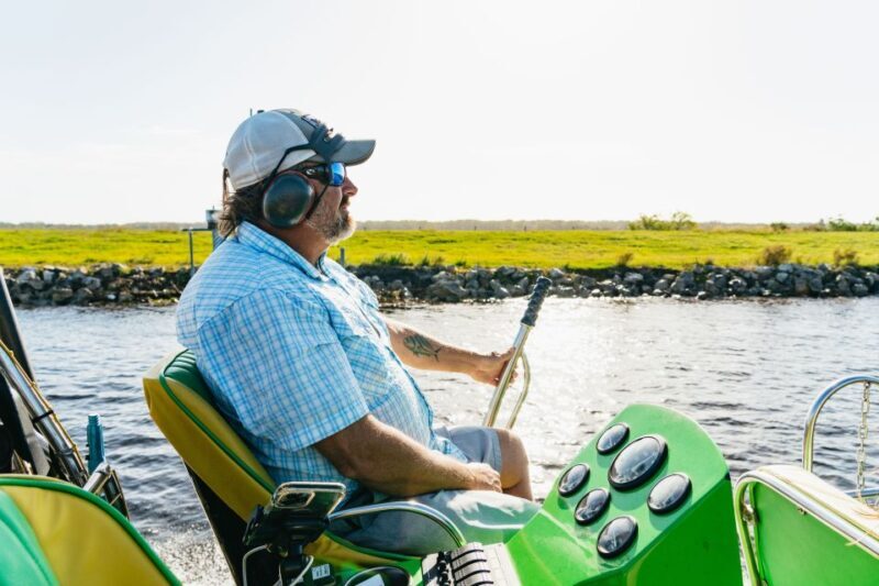 Orlando: Florida Everglades Wildlife Airboat Tour - Starting Point: Marsh Landing Adventures / Orlando Airboat Tours