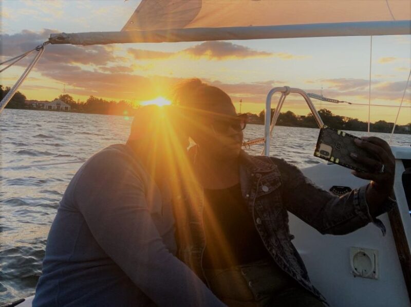 Orlando: Private Sunset Sailing Trip on Lake Fairview - A Closer Look at the Experience