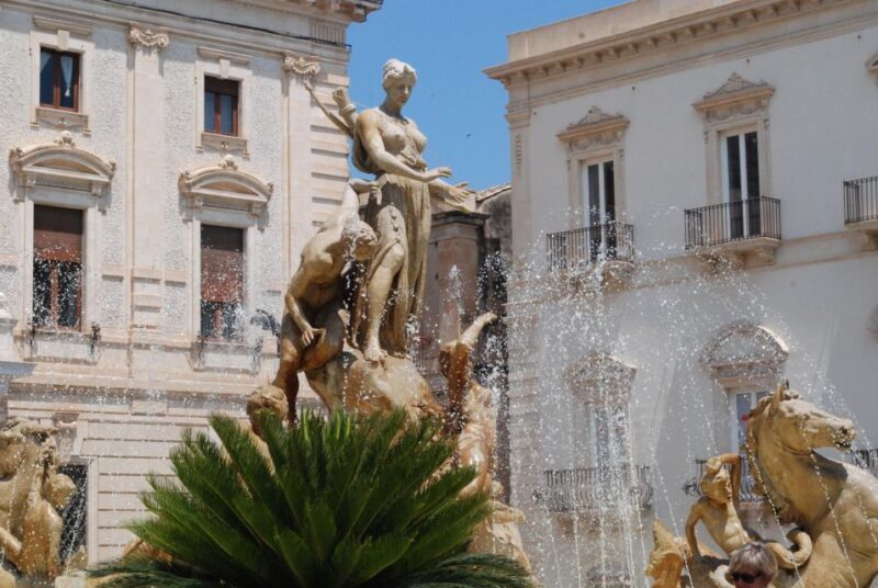 Ortigia guided night tour, Syracuse - Authentic Experience and Local Flavor