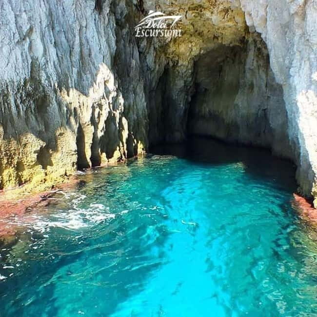 Ortigia: tour delle grotte marine in barca - Who Should Consider This Tour?
