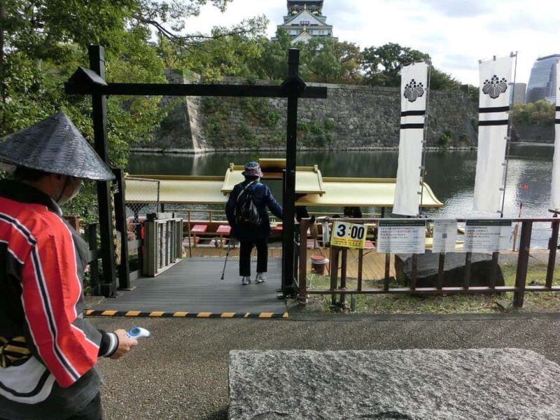 Osaka: 2-Day Castle Tour, Meditation, and Waterfall Hike - Riverside Kaiseki Lunch: A Feast for the Senses