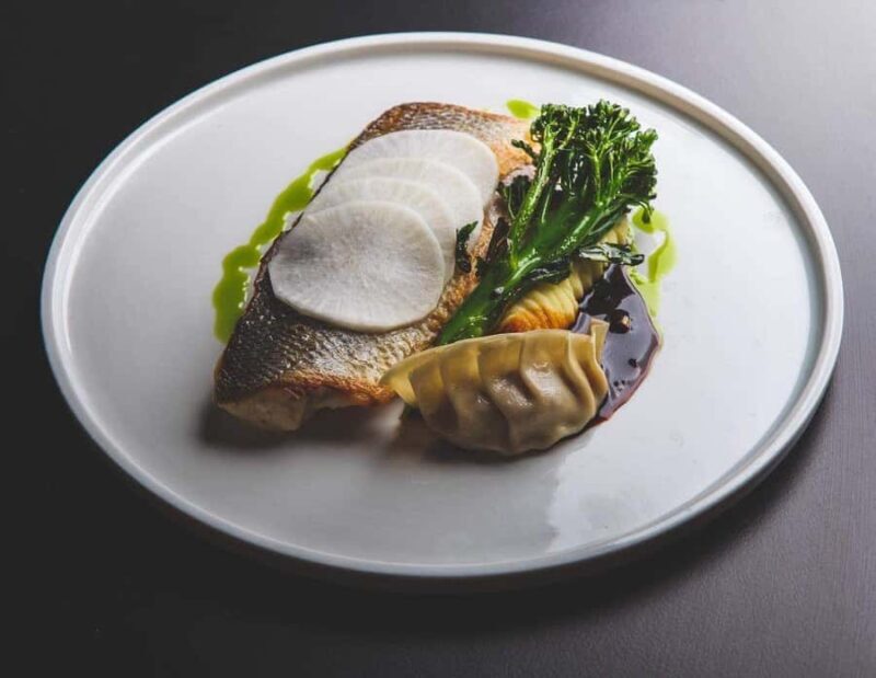 Osaka: 2-Day Castle Tour, Meditation, and Waterfall Hike - The Natural Wonder: Minoh Waterfall Hike