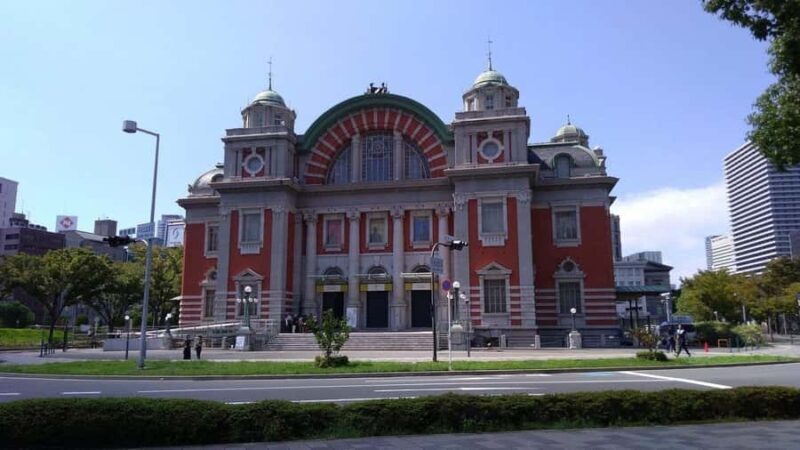 Osaka: Art and Architecture Walking Tour with Lunch - Lunch at an Architect-Designed Café