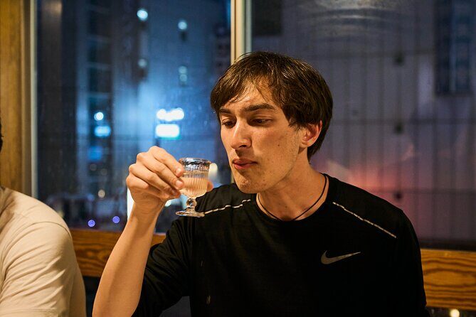 Osaka : Bar Hopping & Night Walking Tour - Why This Tour Offers Real Value